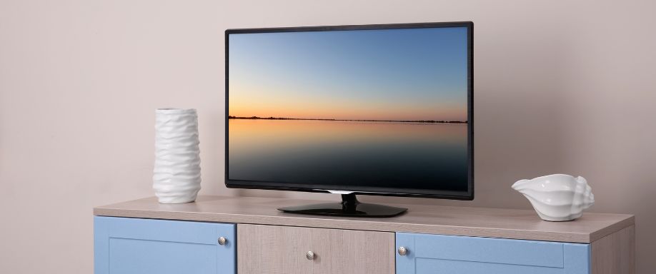 ¿Cuáles son las medidas de una TV de 28 pulgadas?